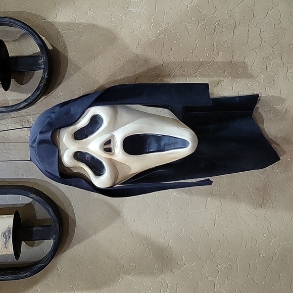 Holiday | Vintage Rare Molded Scream Mask Hanging Head | Poshmark